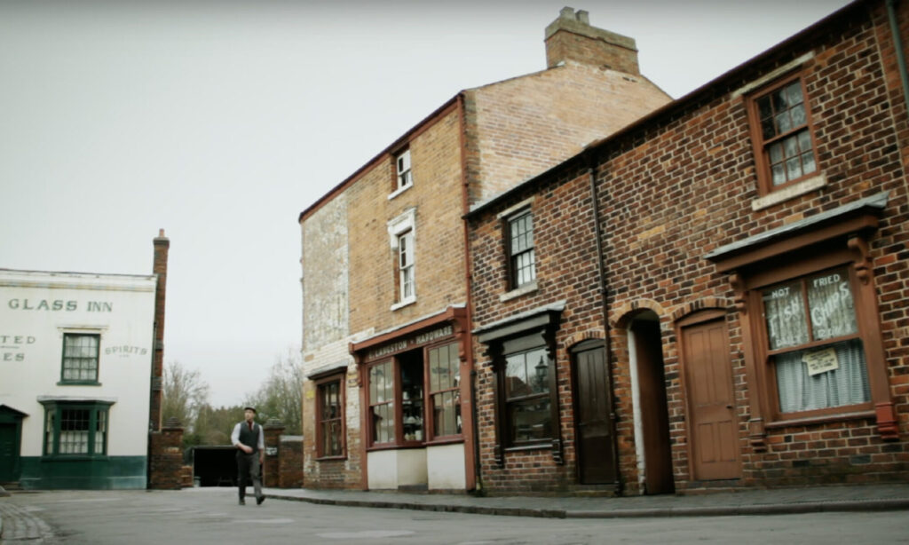 PHIL REES – editor & post production